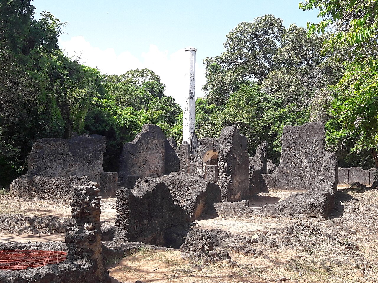 Mnarani Ruins Kilifi: History, Snake Park, Entry Fees & Visitor Guide